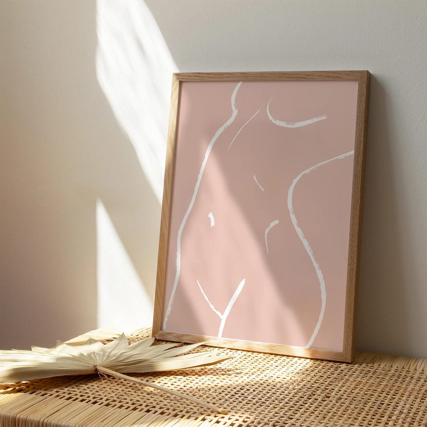 Pink Woman Body Poster – HypeSheriff Europe